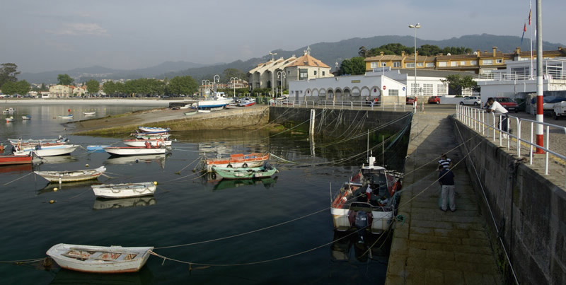 PUERTO PESQUERO PORTO DE CANIDO EN VIGO PONTEVEDRA - GALICIA